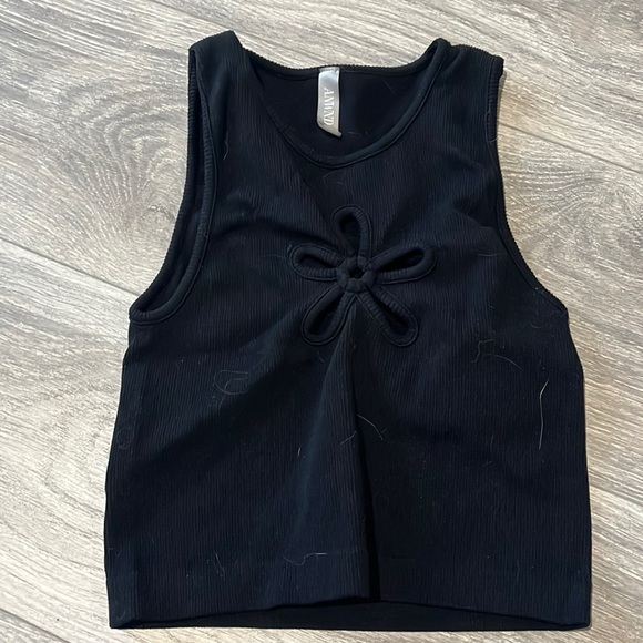 Anwnd | Tops | Black Tank With A Flower Shape | Poshmark
